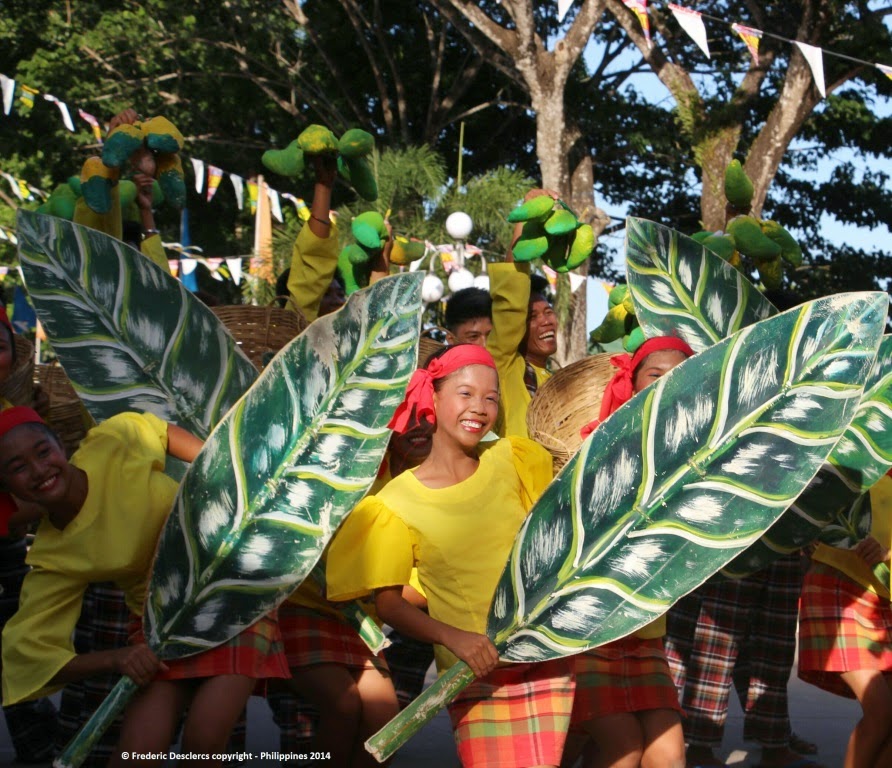 Frédéric Desclercs: Mango dance