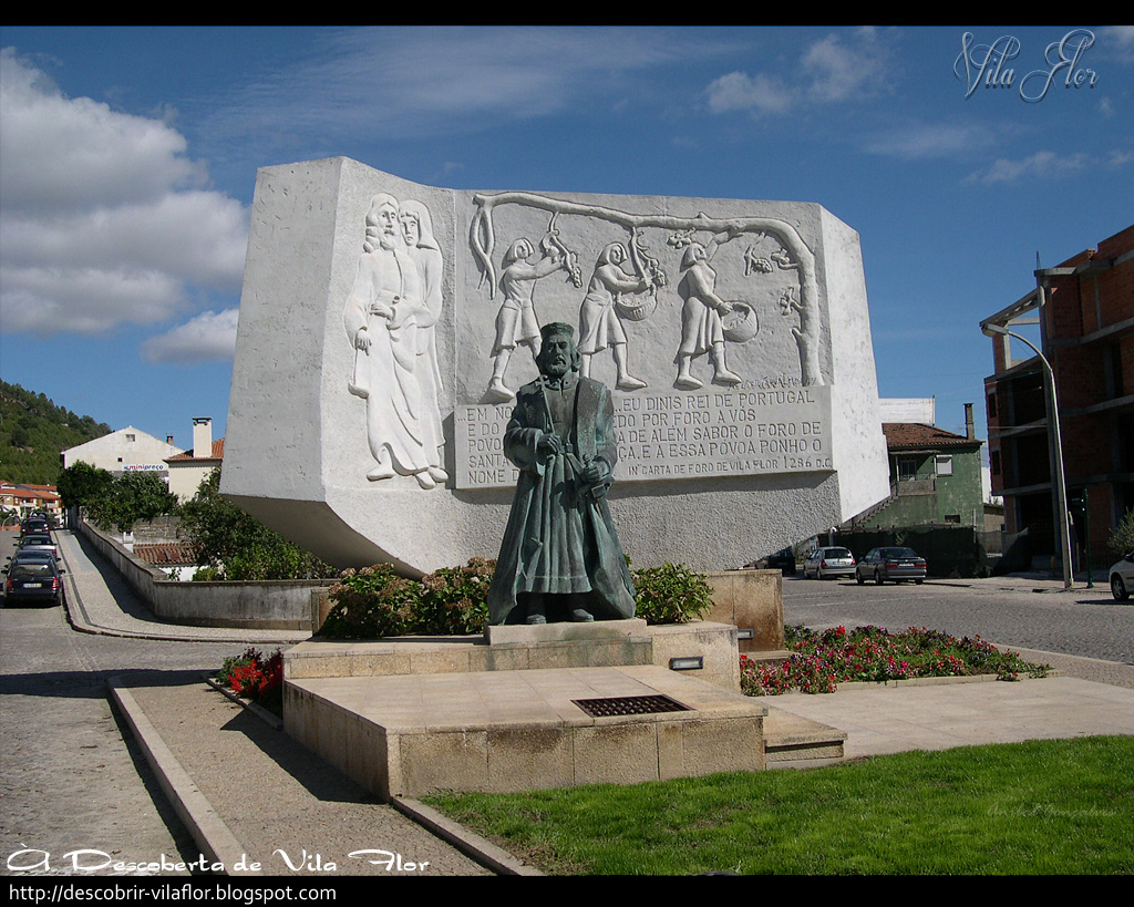 TrásOsMontes.Net: [À Descoberta de Vila Flor] Monumento a D. Dinis