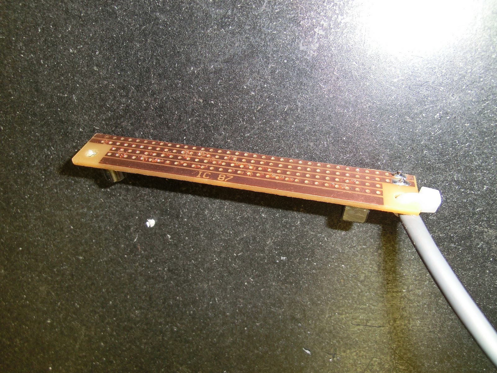 Hardware Hacks: Christmas-tree water-level alert