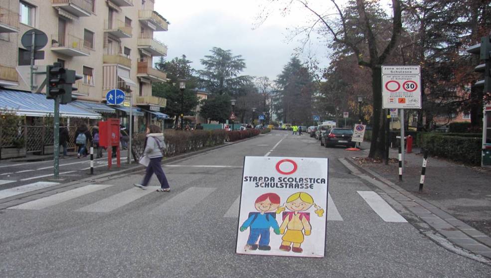 School streets le strade ai bambini!