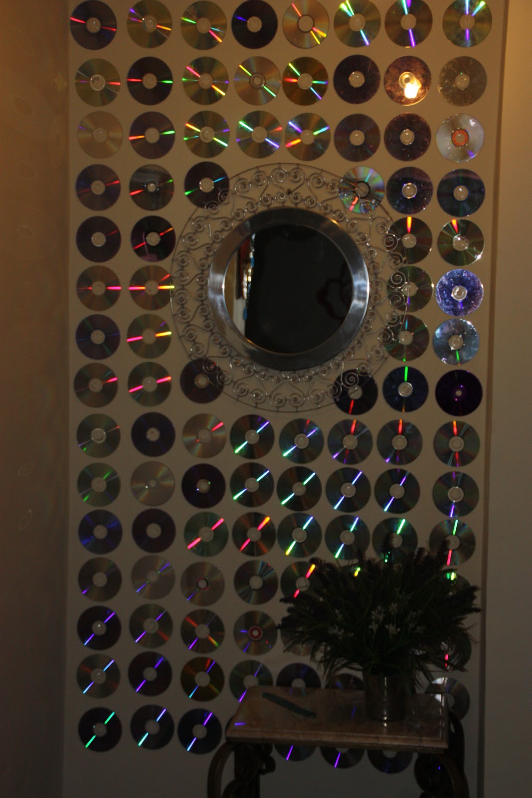 Vale's a dica...: CDS "COLADOS" NA PAREDE