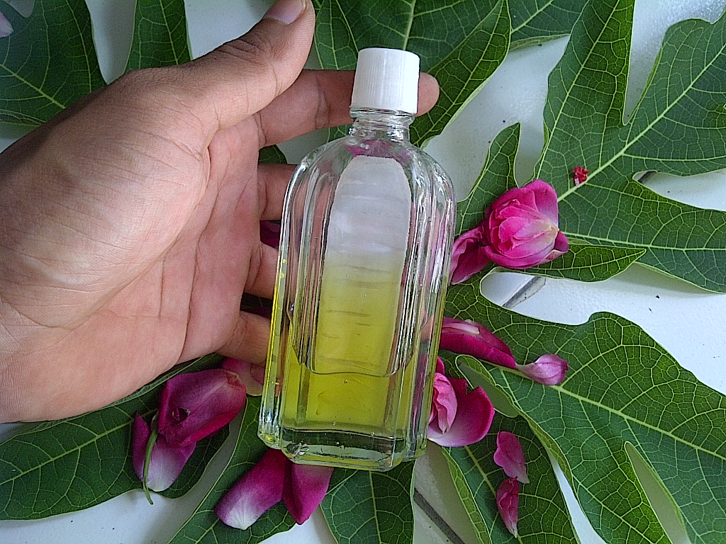 MINYAK RITUAL SRIMPI ~ Jimat Azimat | Batu Mustika Geliga | Keris ...