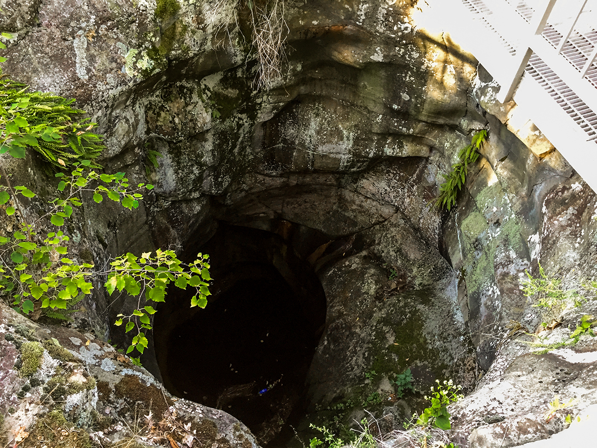 Hiking the Potholes Trail at Interstate State Park in Taylor Falls MN