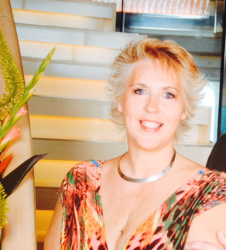 STORYWRAPS: "Charley Chatty and the Disappearing Pennies" - a bookwrap