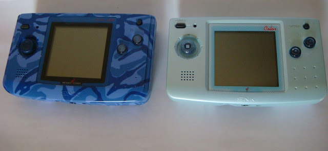 Diferencia entre la NGPC y la la NGPC slim – Neo Geo Pocket España