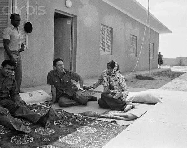 A Líbia kadafista que você não conheceu: Muamar Kadafi, a estrela que ...