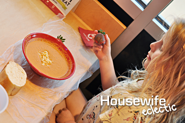 Restaurant Survival Kit - Housewife Eclectic