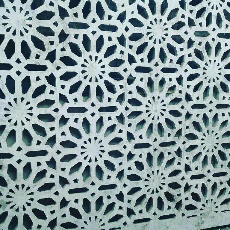 grc krawangan motif bunga