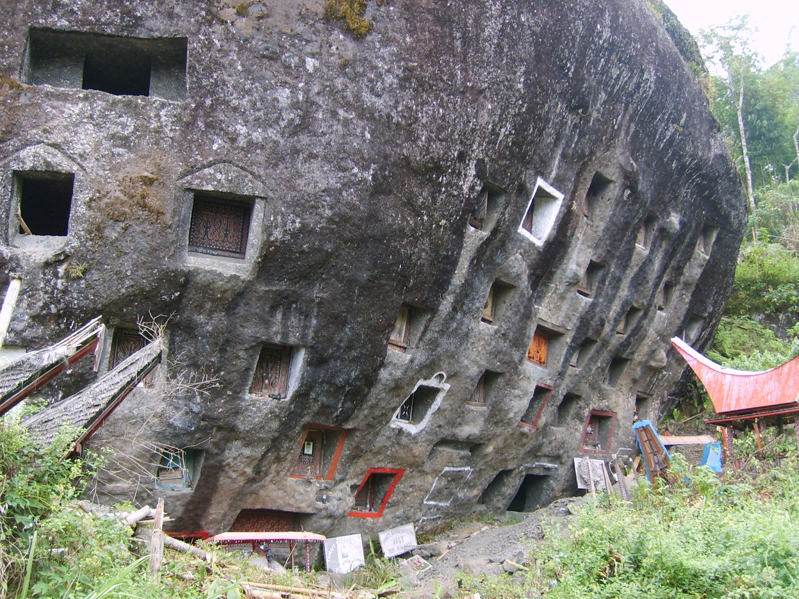 JEJAK_Ensen: Eksistensi Toraja Dengan Sejuta Pesonanya