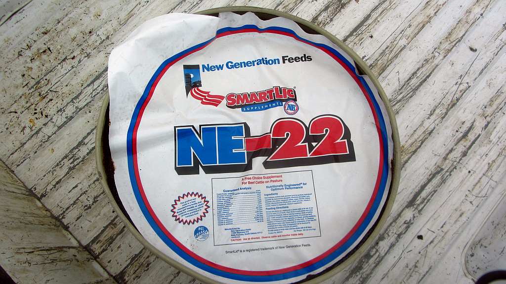 Life among the Tall Pines: Smartlic and hay