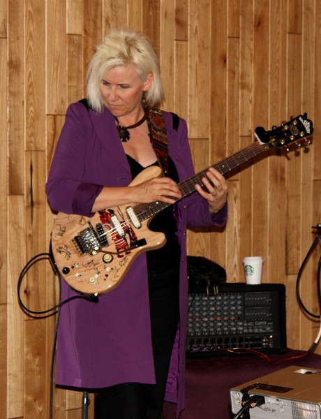 Jennifer Batten: Annie Lane captures Multimedia Workshop 2012