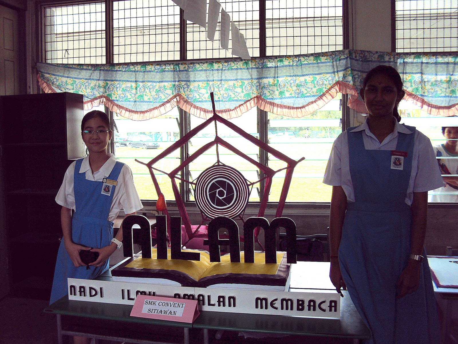 Pusat Sumber SMK Convent Sitiawan: Johan Membina Replika Logo NILAM di ...