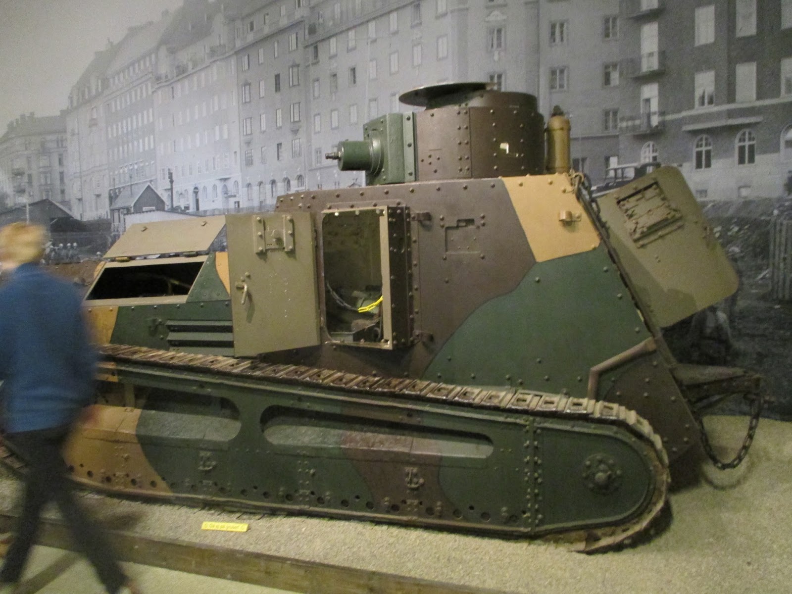 The Miniatures Man: A trip to Arsenalen – The Swedish Tank Museum ...