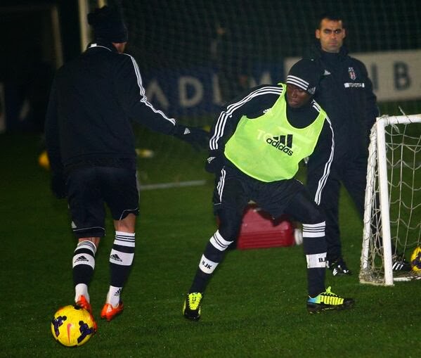 Futbol ve Müzik ::: Hayatın İki Yarısı: Ocak 26