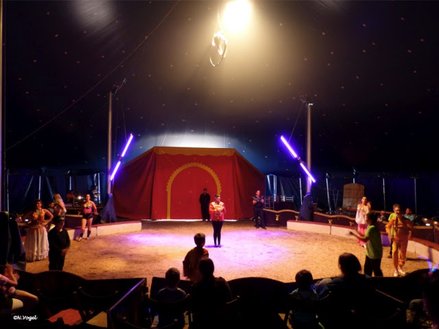 Norberts Internationale Circuswelt: Doppelcircus Mulan - Americano ...