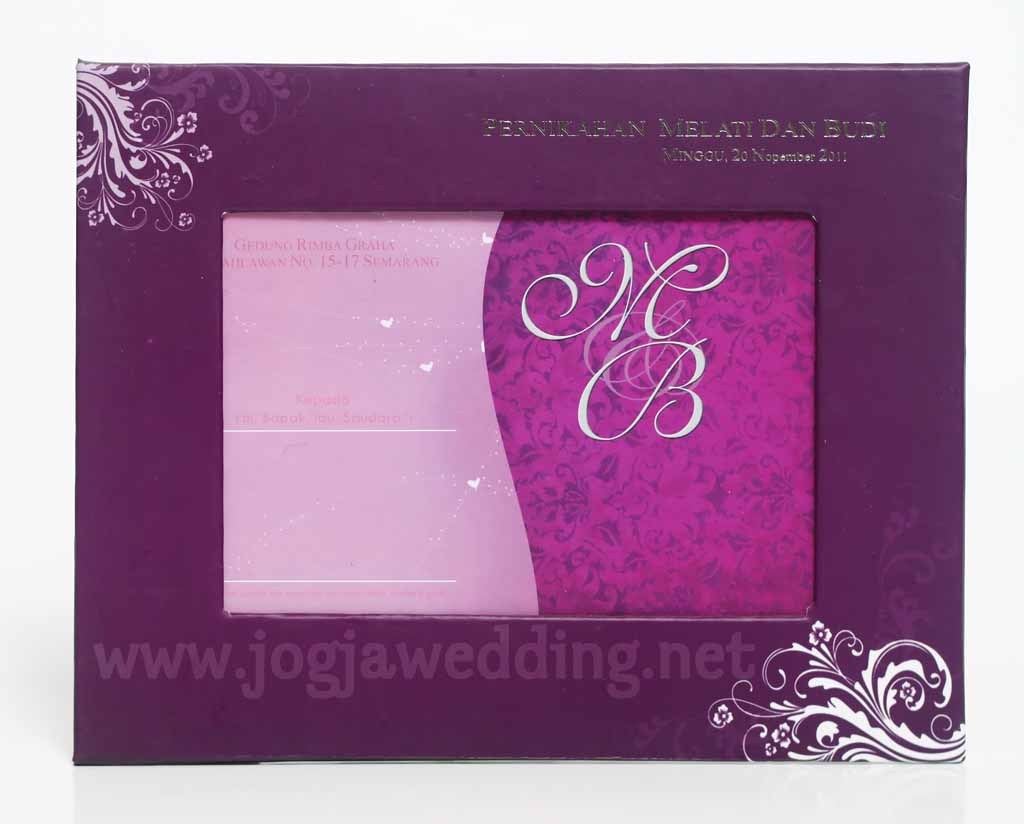 Inspirasi undangan pernikahan unik elegan-foto wedding Jogja