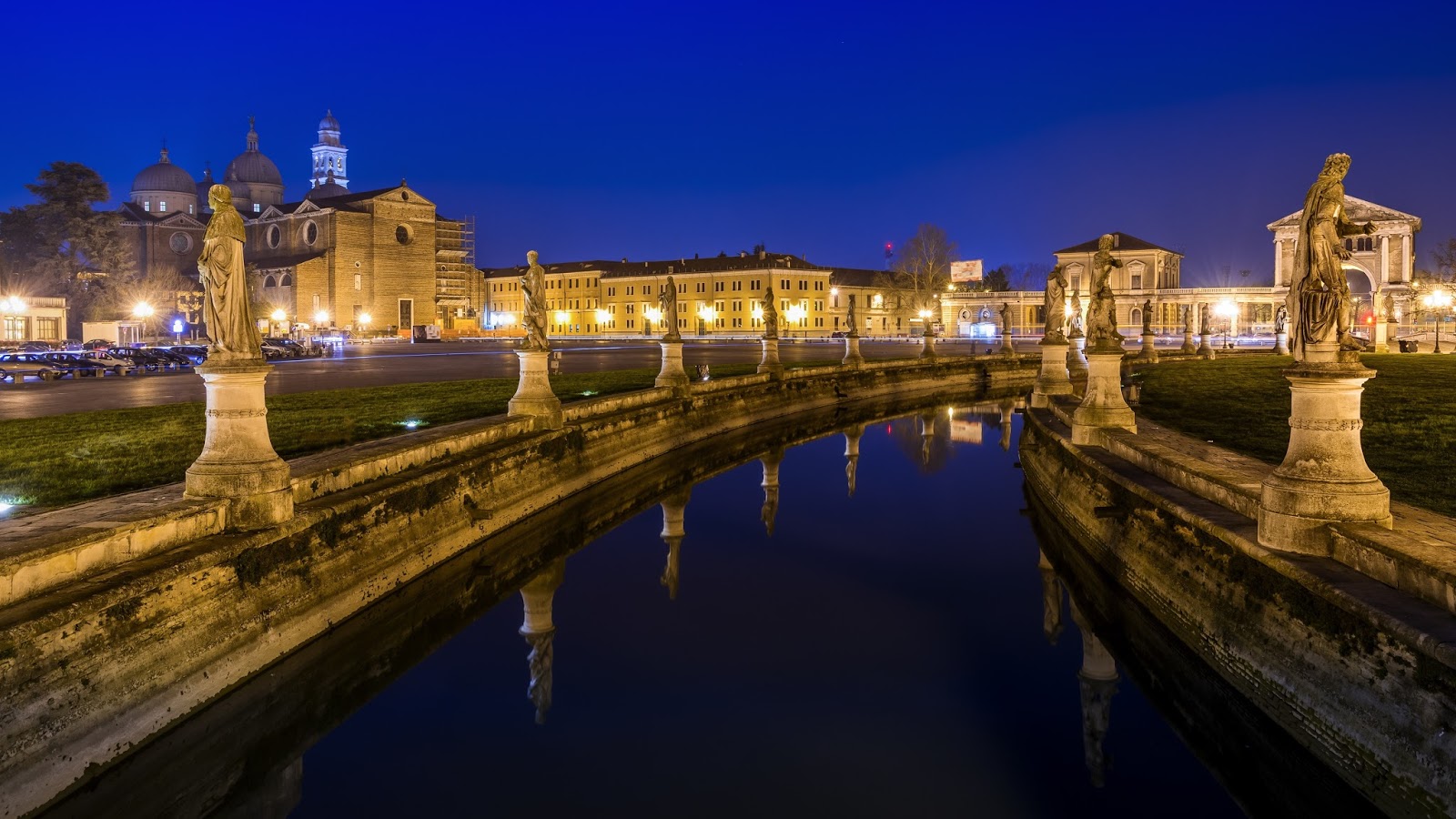 OrangeSmile.com: Hotel Reservation System: Holidays in Padova, Italy ...