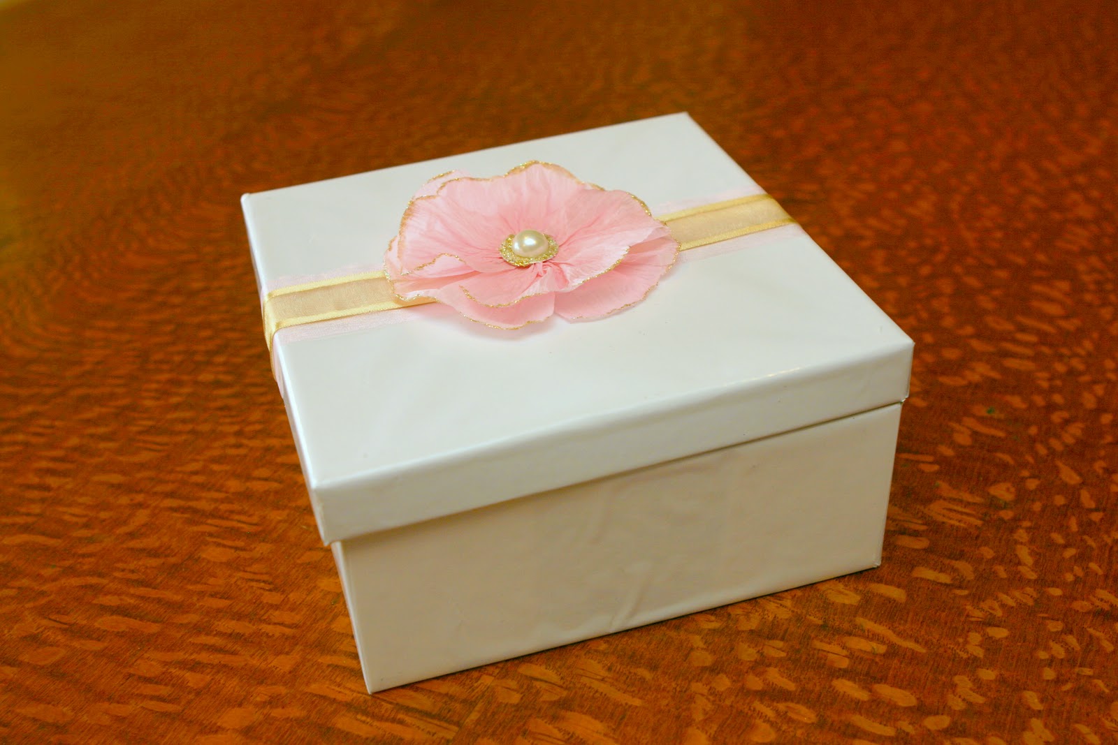 Max & Me: Pretty Gift Boxes