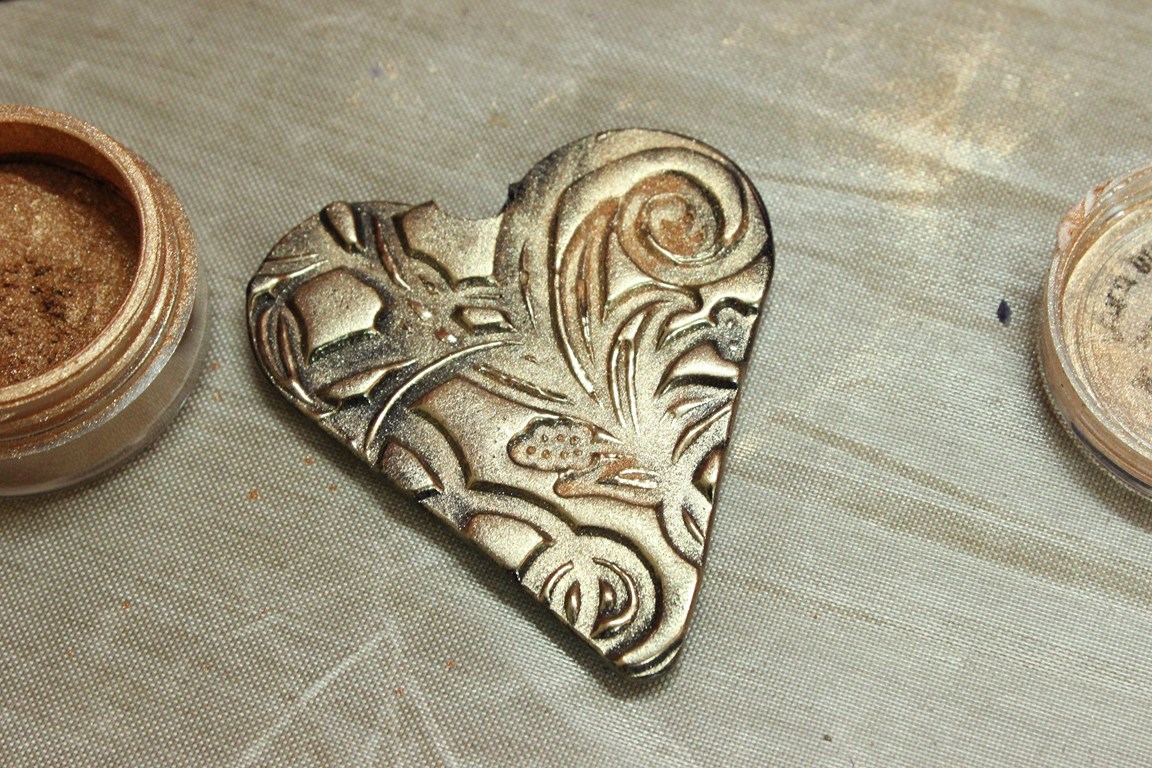 Crafters Corner : How to use UTEE with your cookie cutter and much more