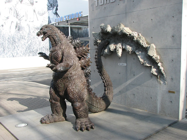 Armand's Rancho Del Cielo: Getting To The Godzilla Statues
