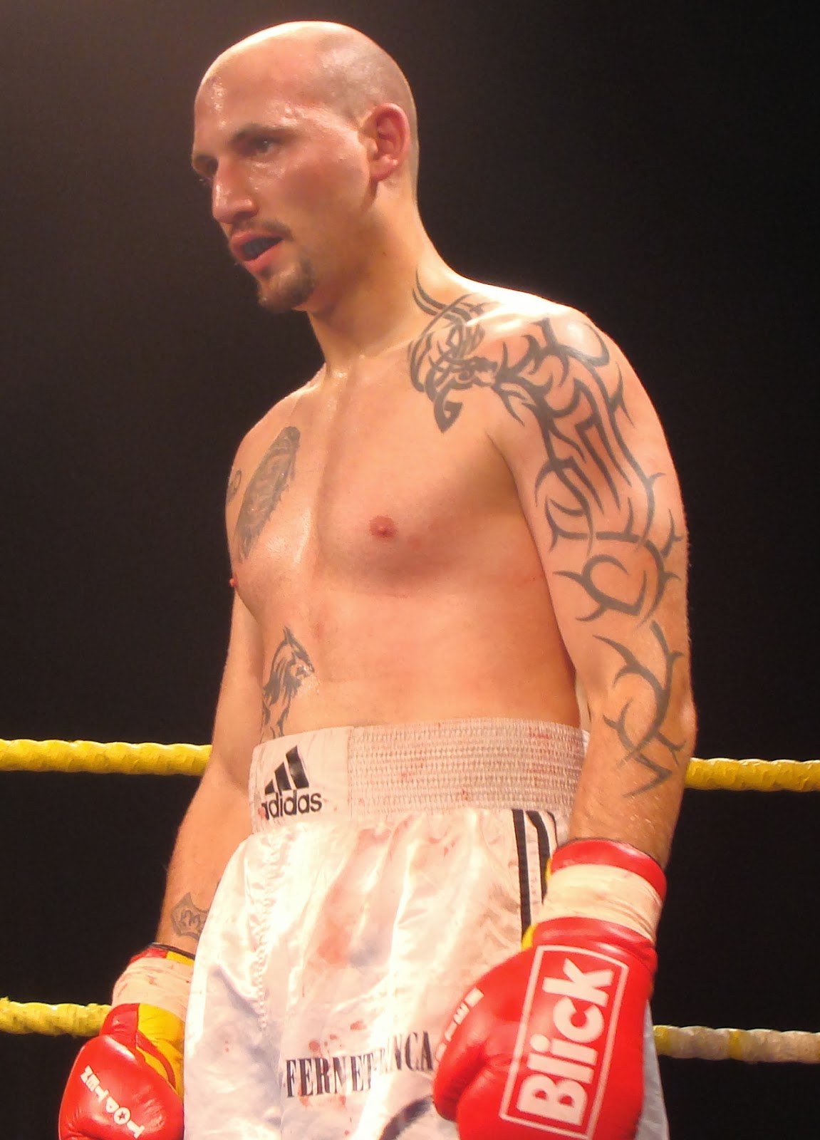 DOCE ONZAS: BLAS MIGUEL MARTINEZ BOXEA EN FRENKENDORF ( SUIZA) MAÑANA ...