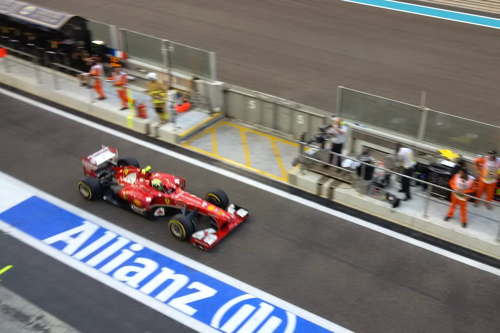 Dubai Photo Story: Formula 1 Grand Prix - Abu Dhabi