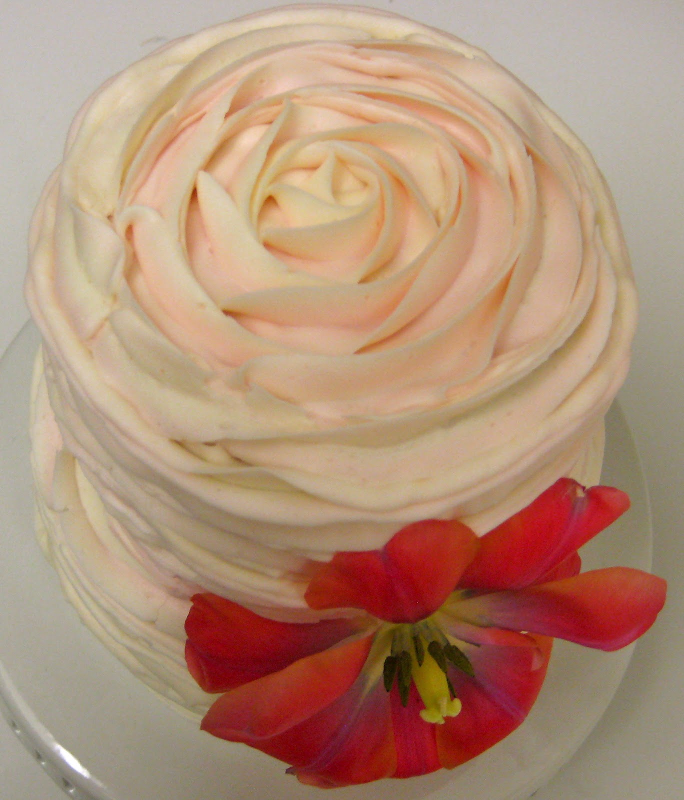 Lolo's Layers: Buttercream Ruffle