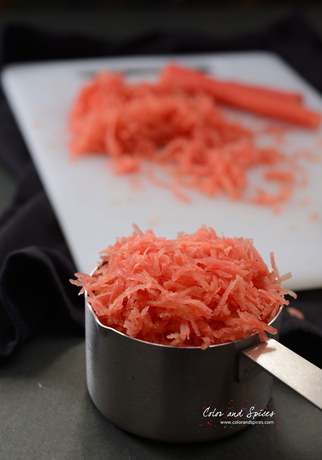 Color and Spices: Gajar halwa...