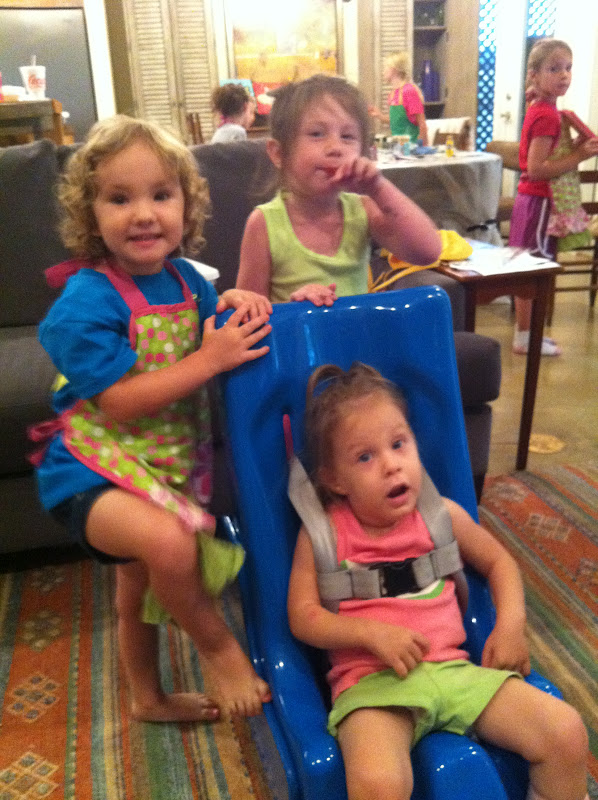 Mojoy: Gabbi and her buddy, Kelsey