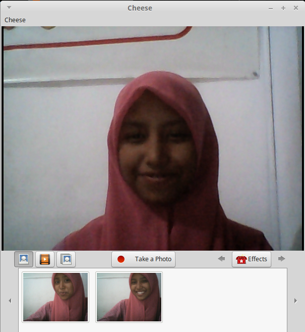 Install Camera (Cheese) Pada Linux
