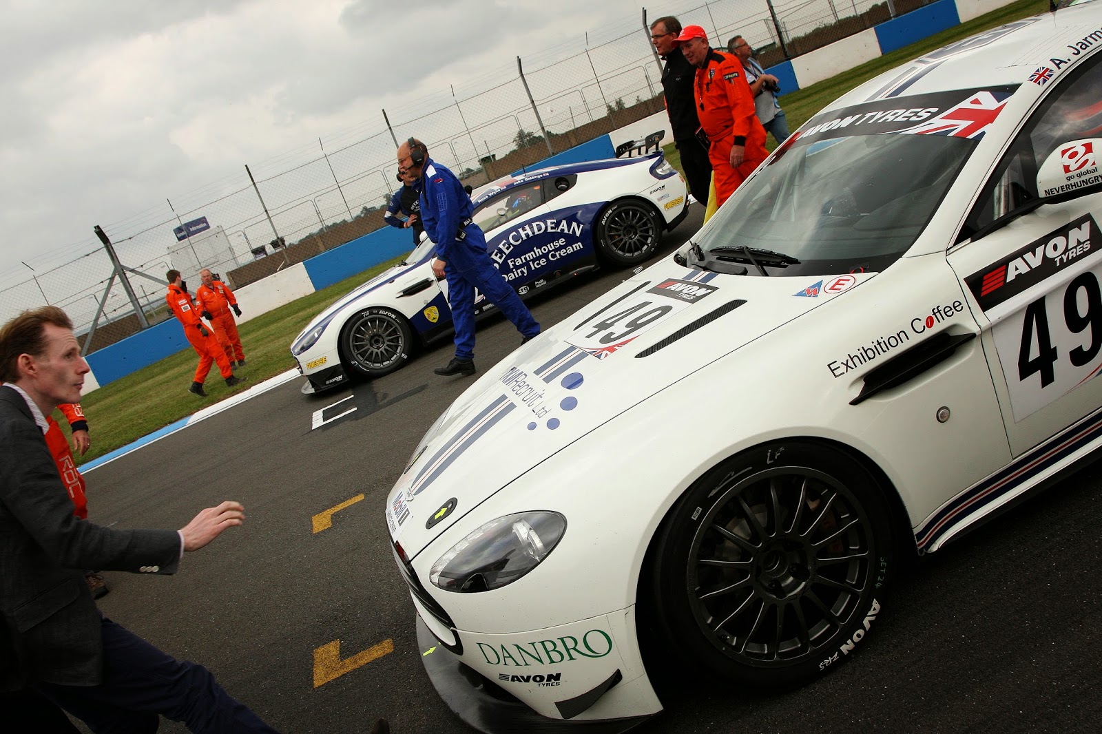 British GT - Beechdean GT4 Champions | The Advantage