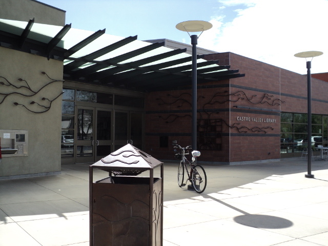 Miss Mona's Onsite Library Blog