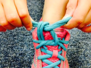 Miss Joleen's FABULOUS FRIENDS : Adaptive/Alternate Shoe Tying