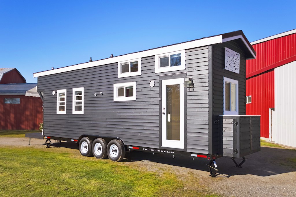 TINY HOUSE TOWN: Custom Home From the Mint Tiny House Company