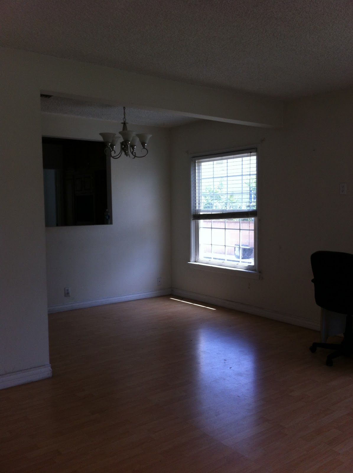 EvY at HomE: burbank houses: dumpy house