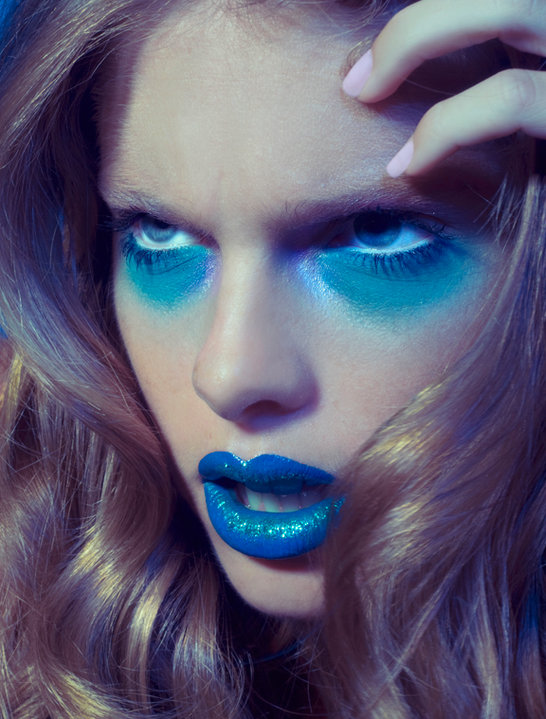Blue Lips / header