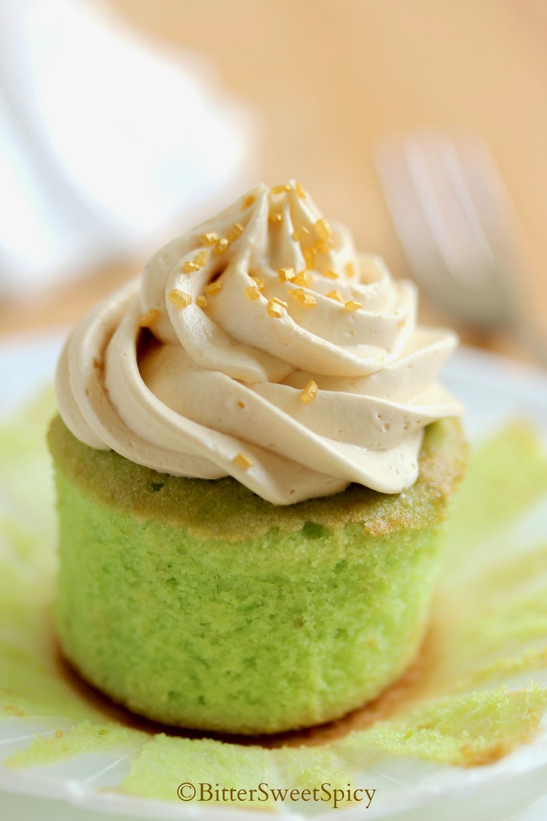 BitterSweetSpicy: Pandan Cupcakes with Gula Melaka Swiss Meringue ...