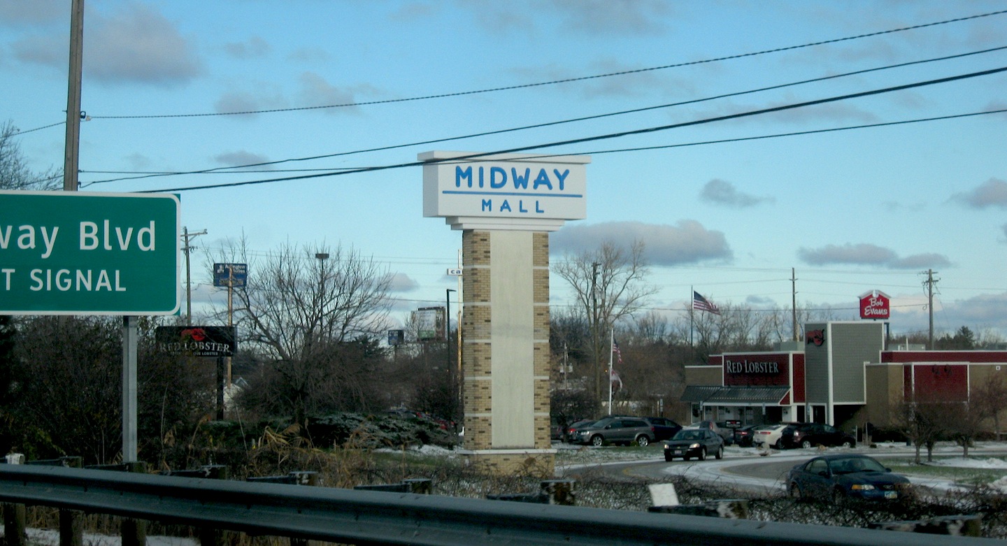 Brady's Bunch of Lorain County Nostalgia: Midway Mall Ad – December 1, 1968