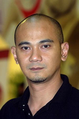 SULUKsufi SALIKINku: Melayu Itu UMNO, UMNO Itu Kafir