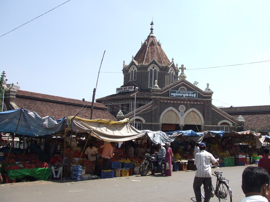 Mahatma Phule Mandai:-