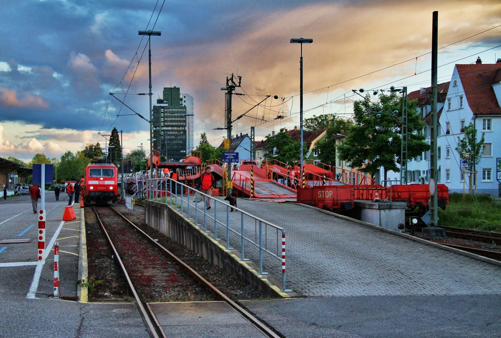 Unterwegs mit dem Donauwalzer -Mein Reisetagebuch: DB Autozug Terminal ...
