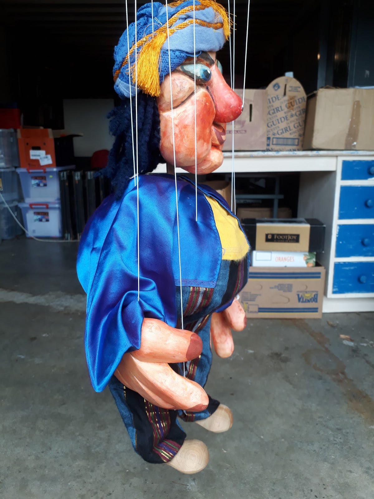 STRINGS ATTACHED PUPPET THEATRE NZ