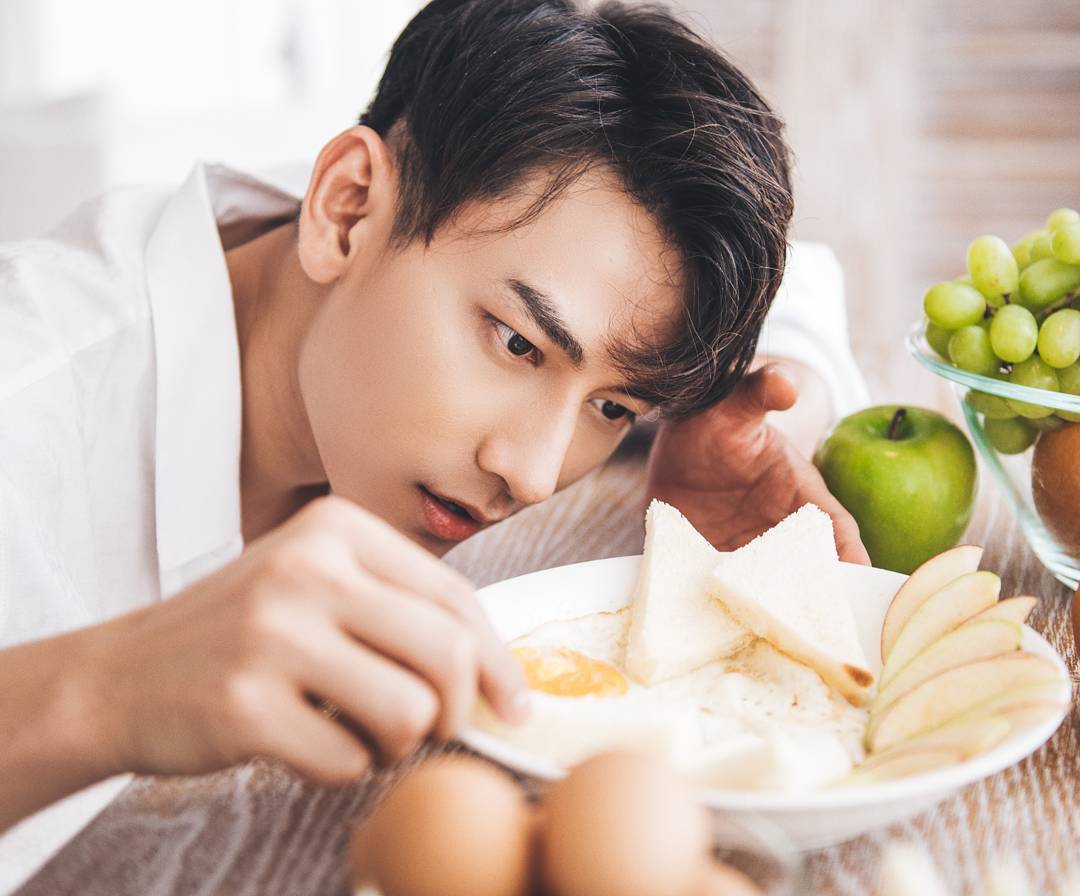 This Guy's World: Isaac Phạm Lưu Tuấn Tài by Huỳnh Trí Nghĩa