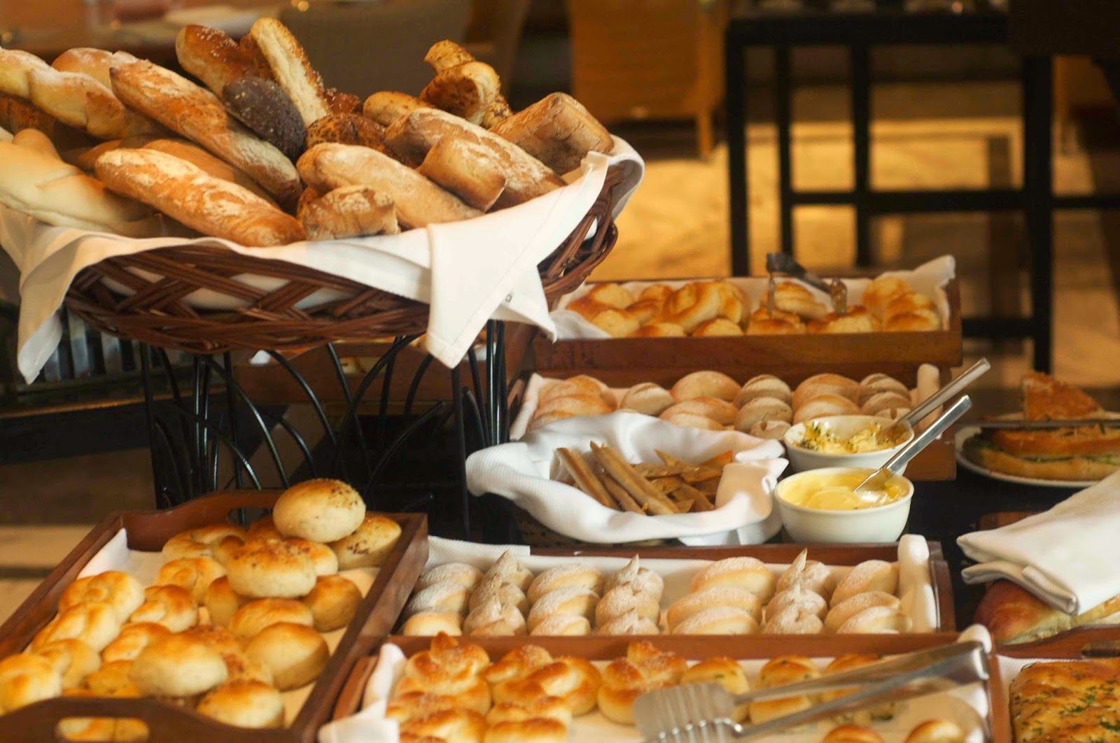 Brunch at Verandah, Vivanta by Taj Connemara | Grub Waz