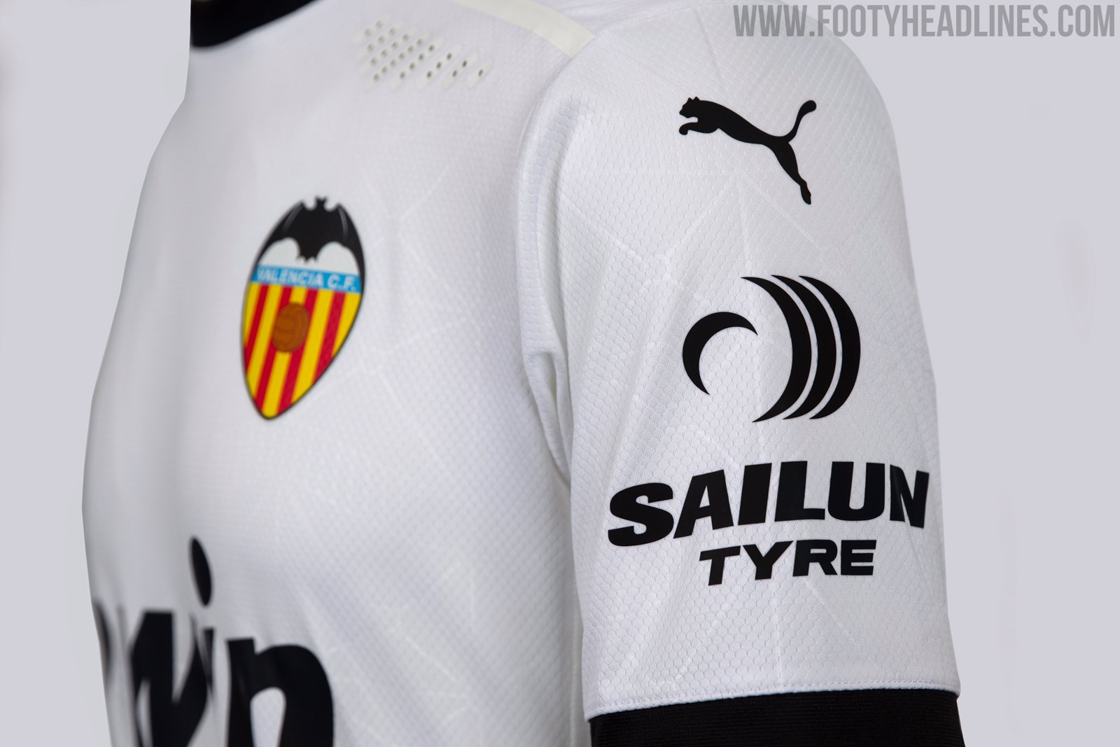 Valencia 20-21 Home, Away & Third Kits Released - Footy Headlines