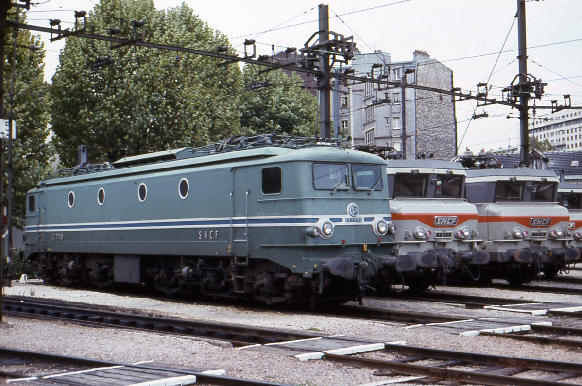 LA PASSION DU TRAIN: BB-8100