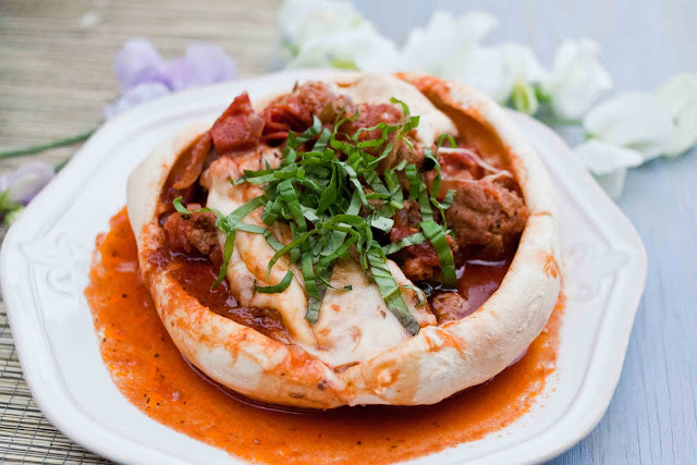 FOODjimoto: Pizza Pot Pie