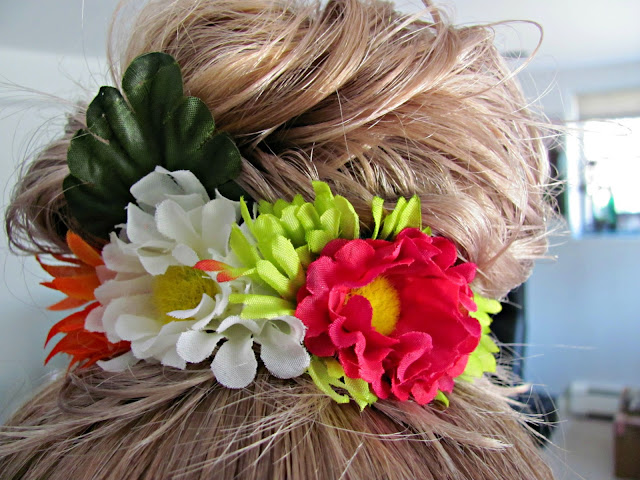 Prim and Propah: A DIY: A "Festival" Flower Bun Band