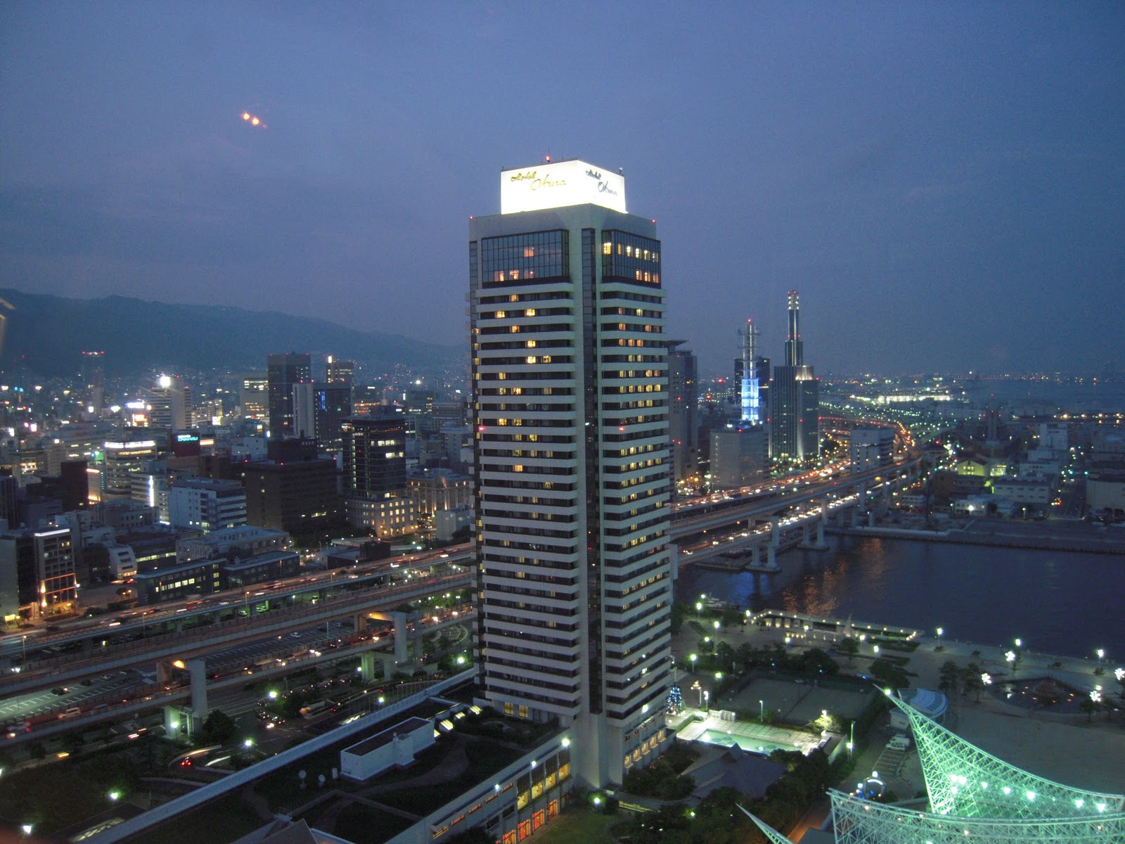 Welcome To The Cities At Night: Kobe (Japan) At Night