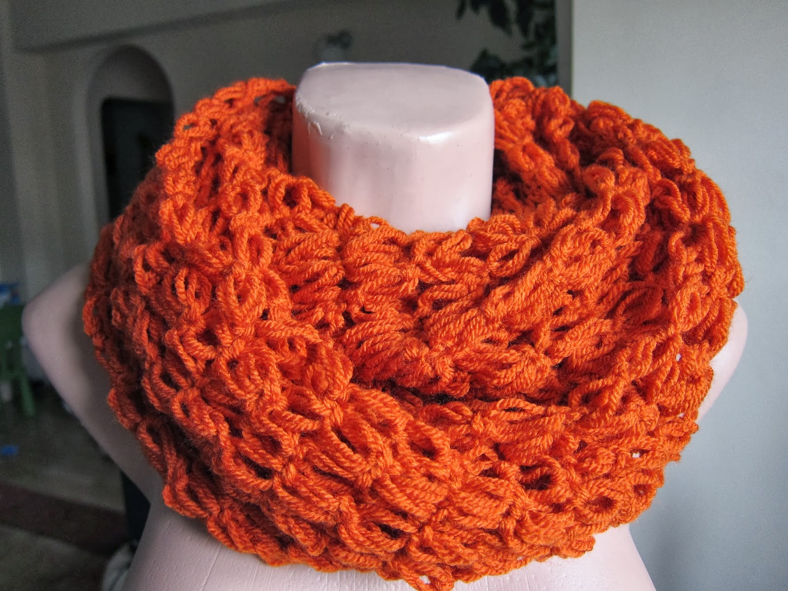 IONELA HANDMADE: NOUTATI CROSETATE!!!